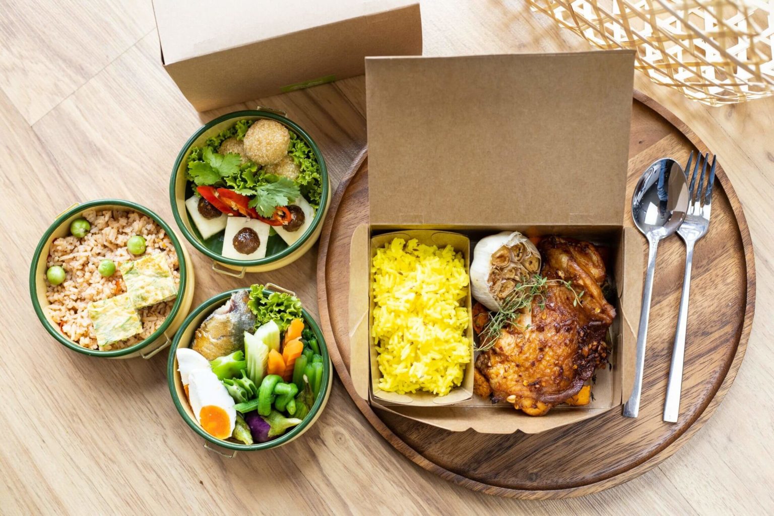 Dee Catering ดี เคเทอริ่ง รับจัดเลี้ยง นอกสถานที่ อร่อย ในรูปแบบเก๋ๆ