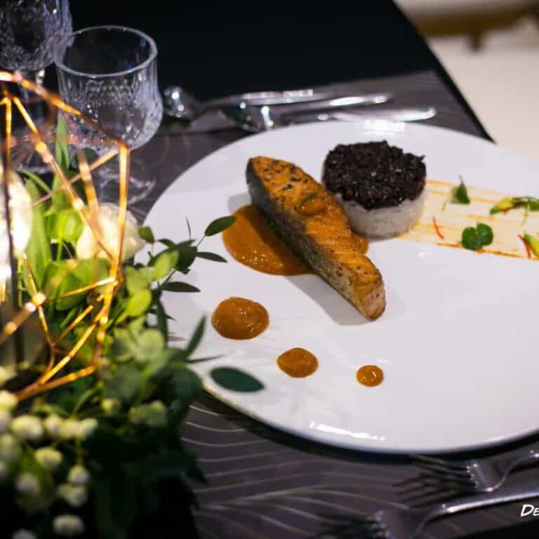 รับจัดเซตเมนูอาหารไทย สำหรับแขก VIP | Dee Catering